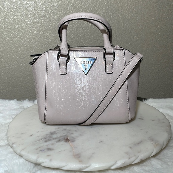 Guess | Bags | Guess Crossbody Bag | Poshmark